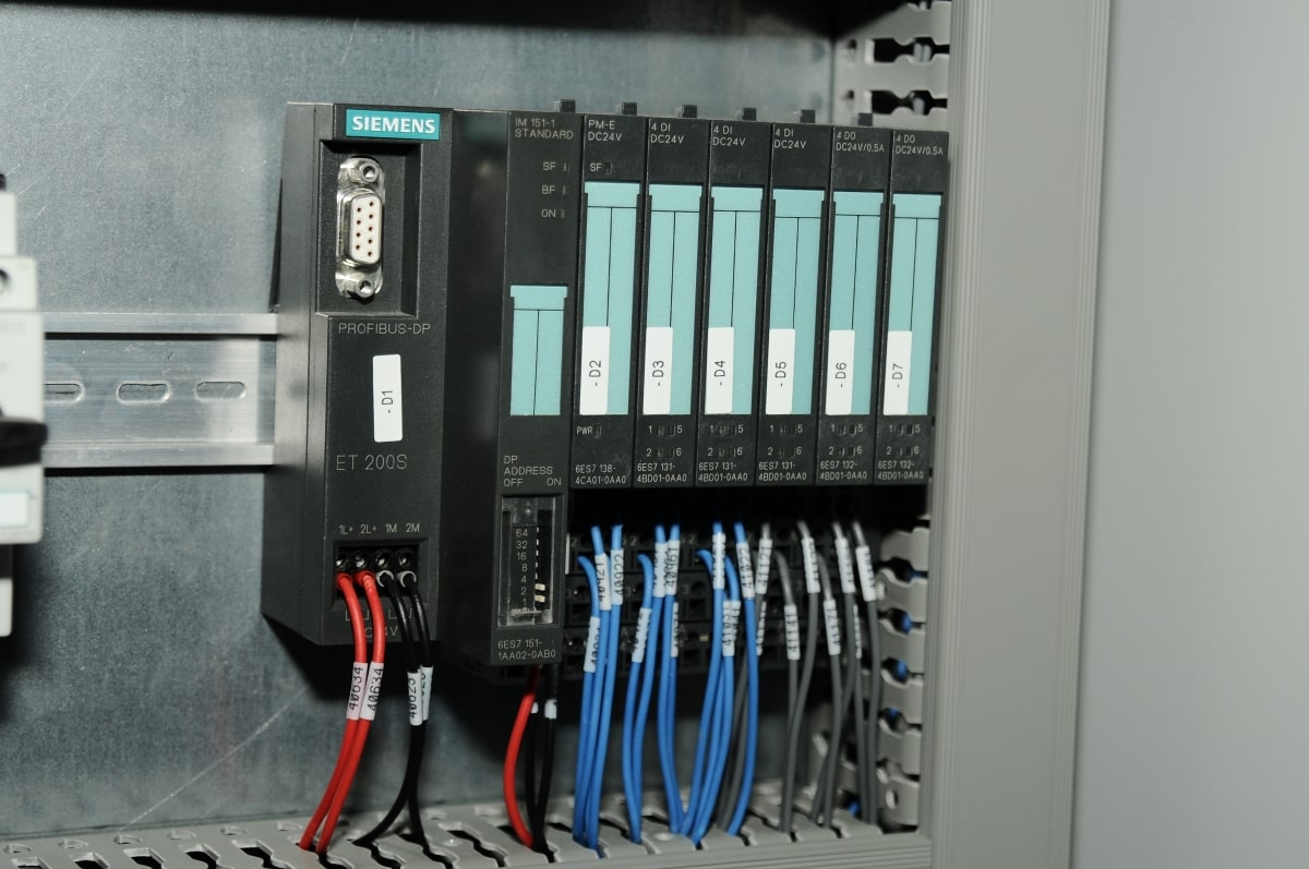 CEMENT BLOCK - Full plant solution in QATAR for ISKAN GROUP - Automate